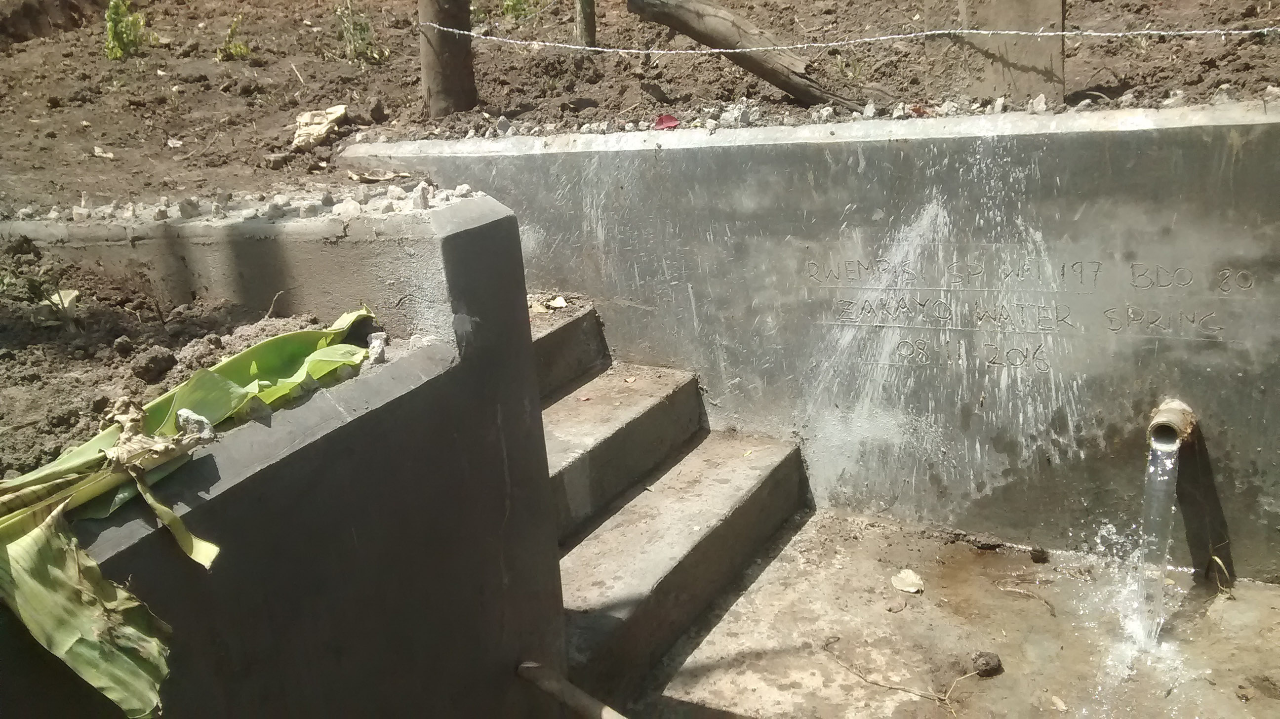 The Water Project: Uganda - Rwempisi-Zakayo Community