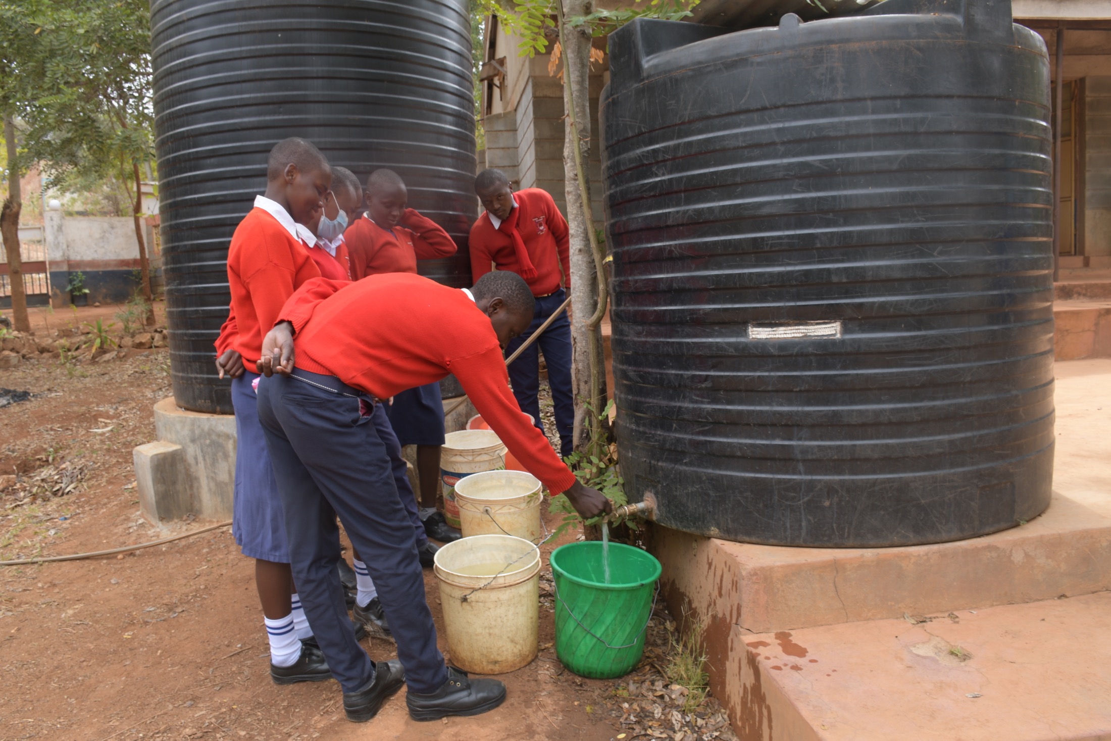 The Water Project: Kenya - Mumbuni Secondary School